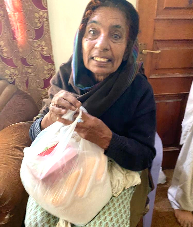 Rashan distribution during Covid-19 – Faisalabad, Pakistan ...